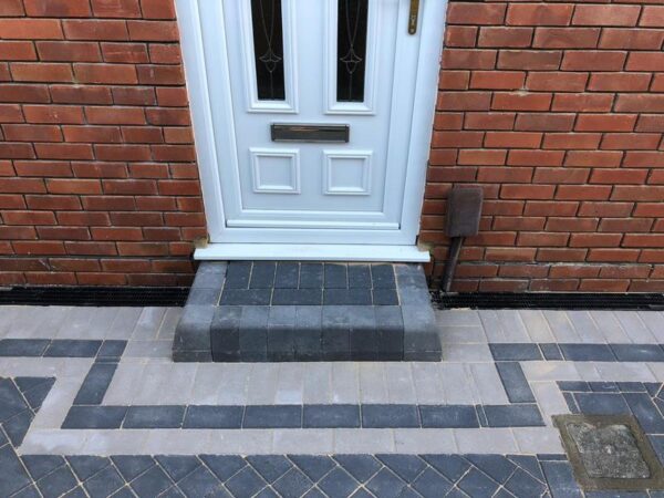 Block Paving Pattern and Steps - Lakestone Paving