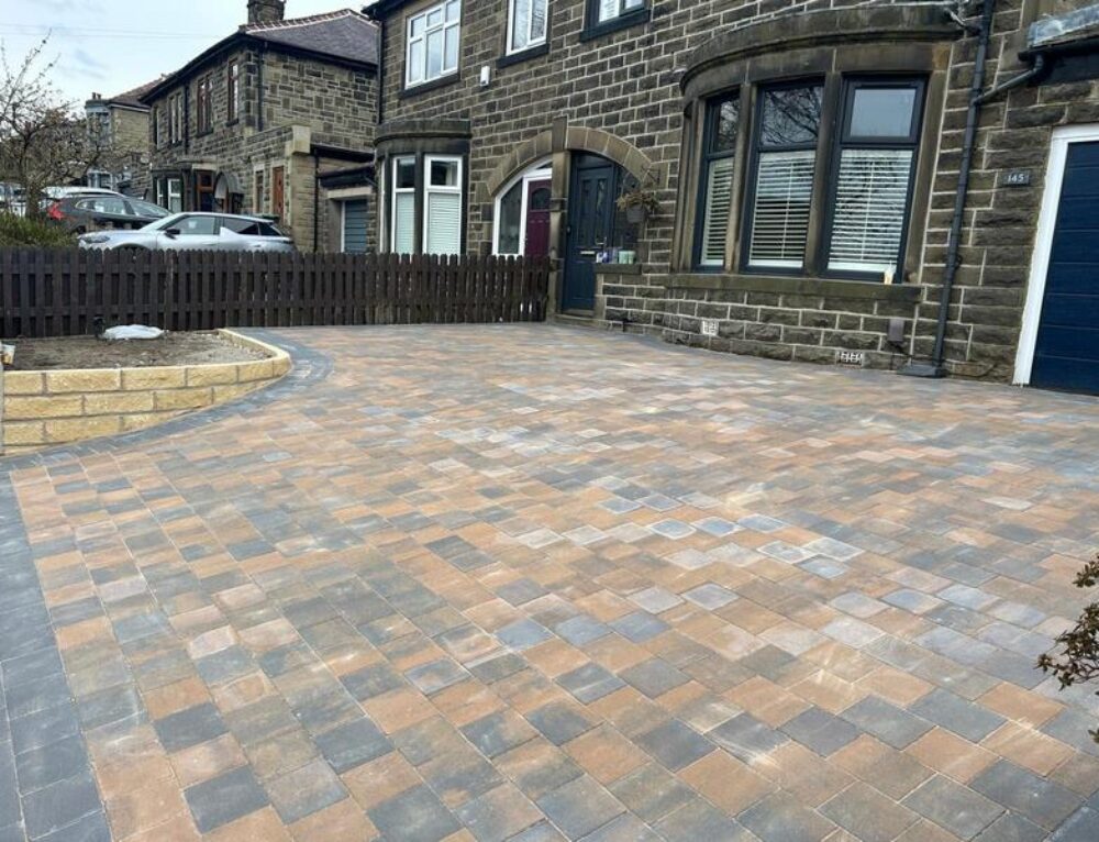 Block Paving Pattern and Steps - Lakestone Paving