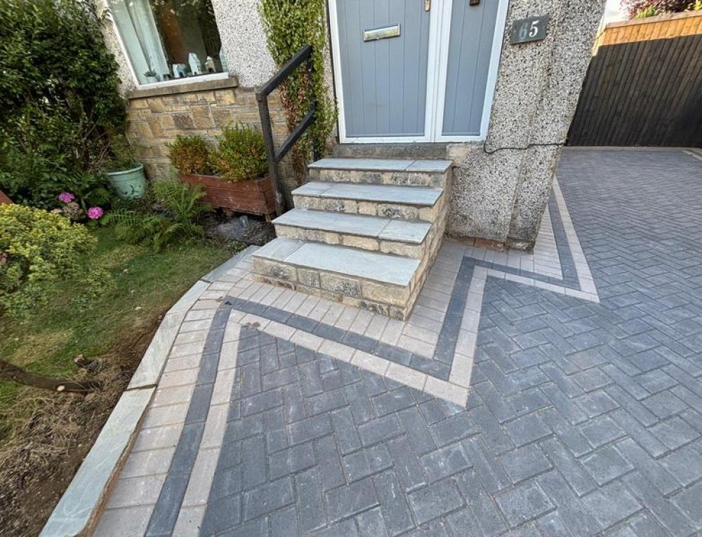 Block Paving Pattern and Steps - Lakestone Paving